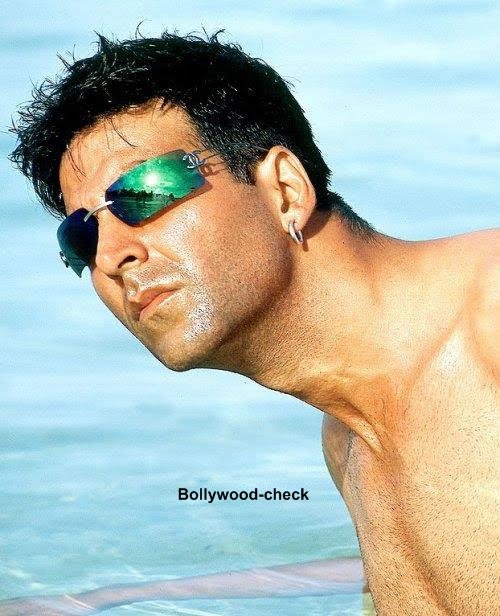 Bollywood-Check: Akshay Kumar gets new look for "Blue"
