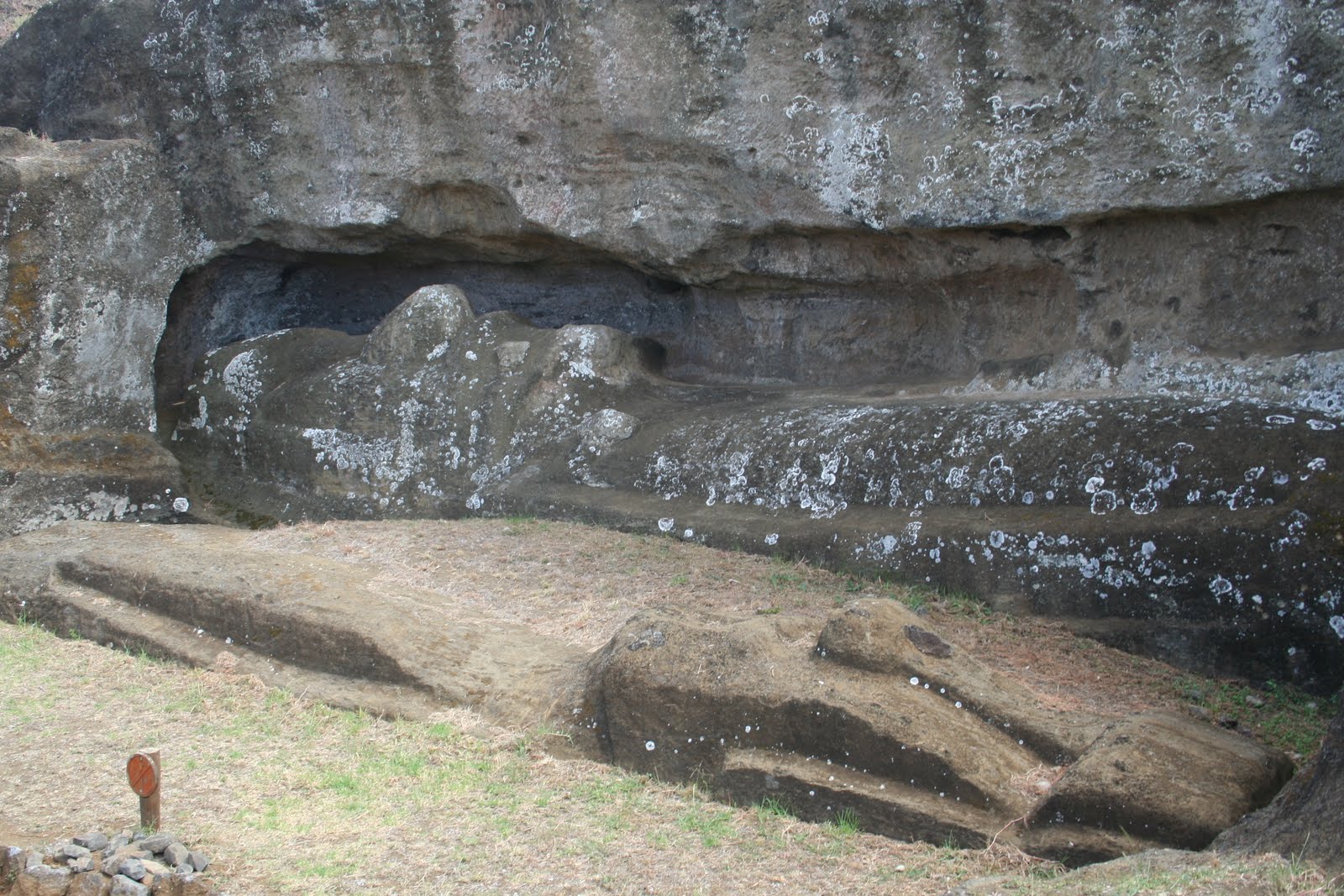 Cholche, Jibon: The Elements of the End of the World
