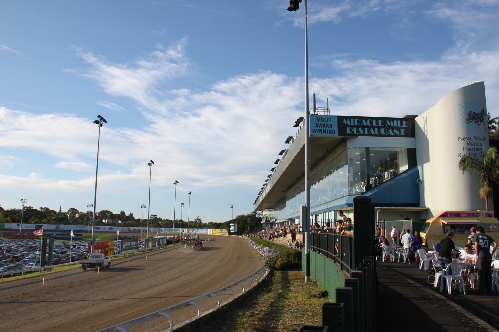 The Awesome Power of Australia - A Bogan Journey: Final Night at the ...