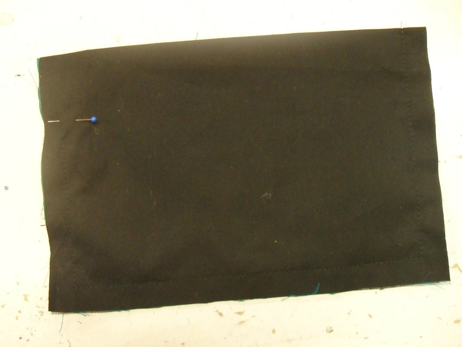 The Little Seamstress: Tutorial: Modesty Panel