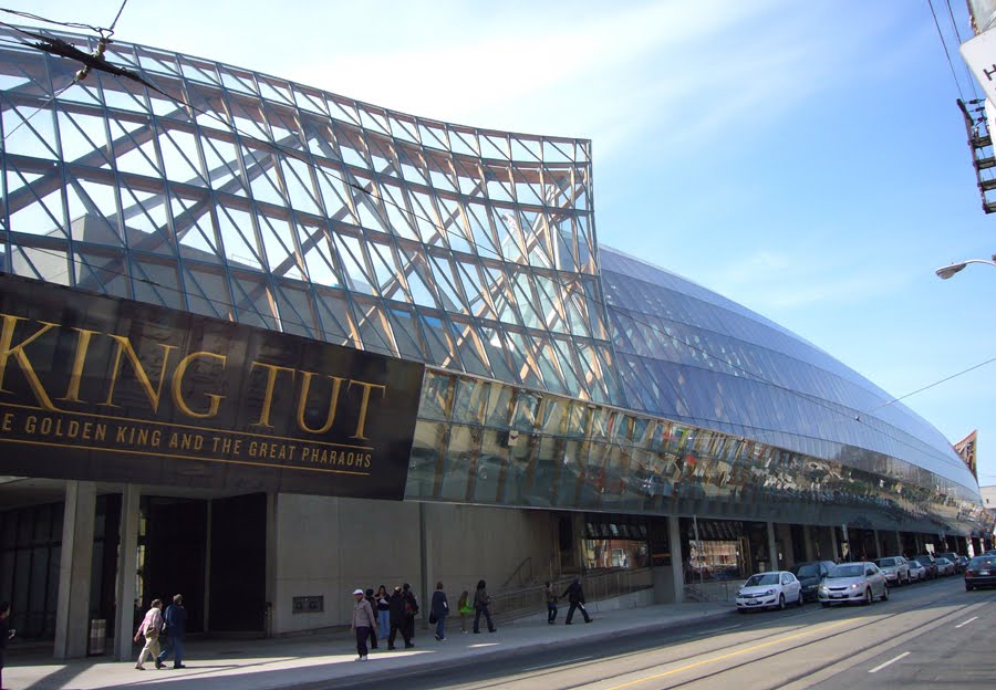 Occasional Toronto: AGO Front Facade