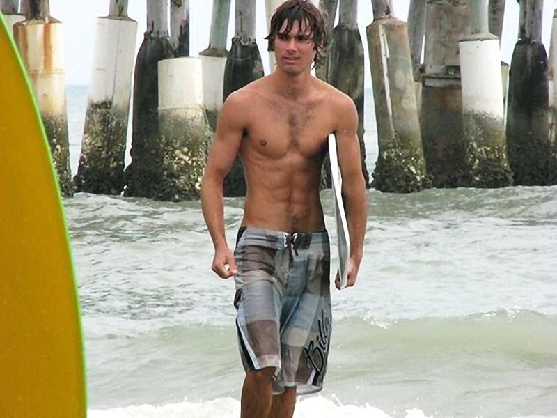 Bodybuilding Healt Improve: Surfer