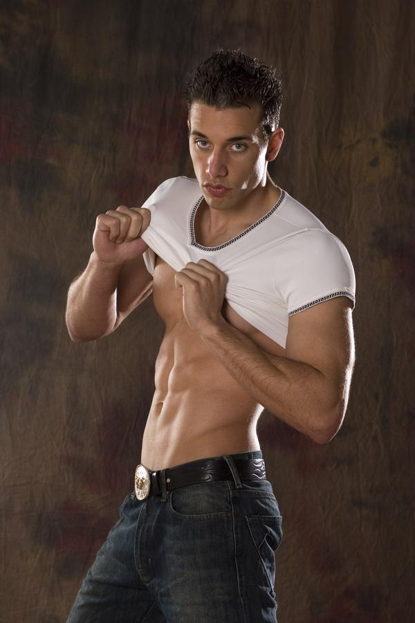 Lift Shirt and Show Abs