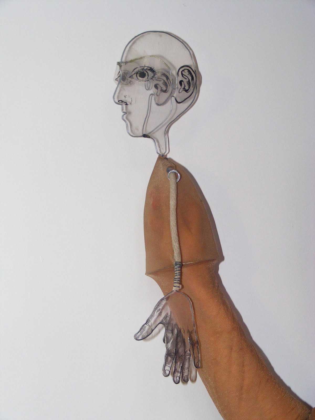 Missfitz Marionettes: Wire shadow puppets