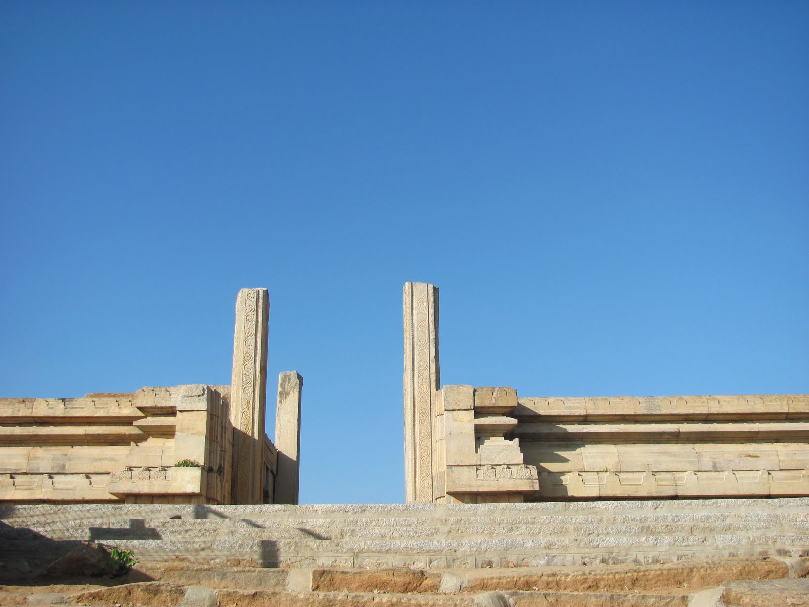 Trip to Melukote and TannurKere: Trip to Melukote and Tannur Kere