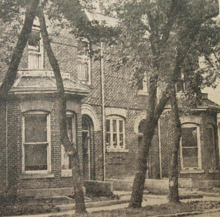 The Common: Tory Row