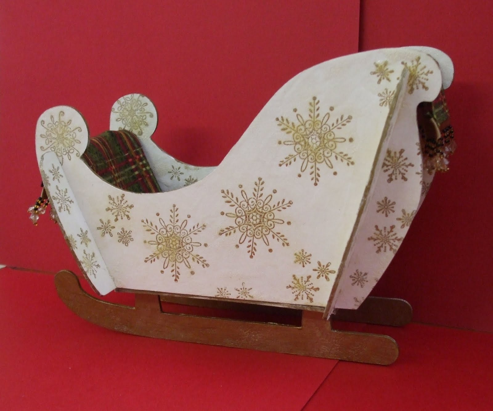 Tando Creative: CHRISTMAS SLEIGH
