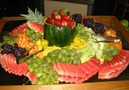 DMY Home Decors & Gift: Wonderful Fruit Buffet Ideas