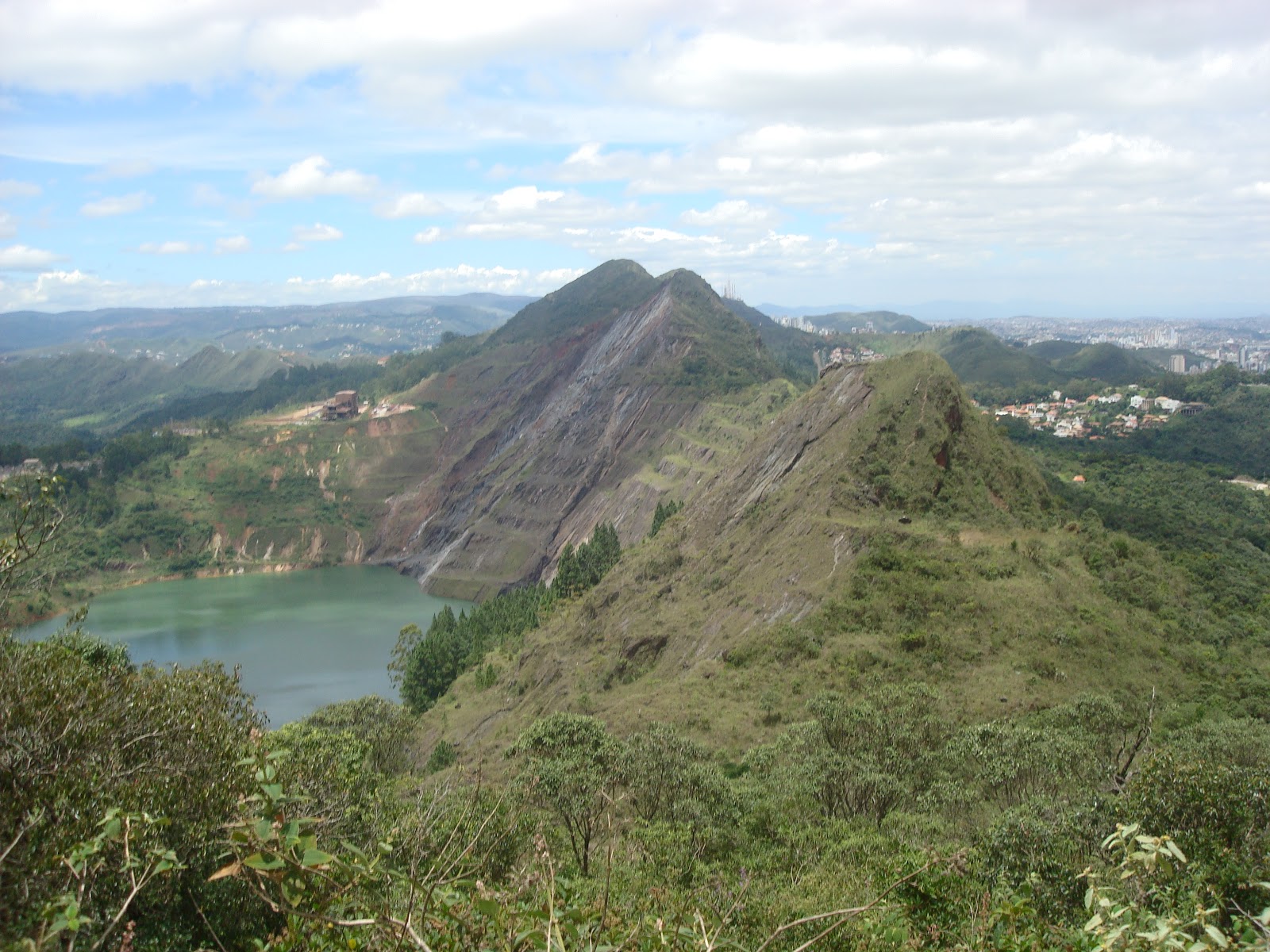 Aventuras e Expedições: Hiking na Serra do Curral 2011