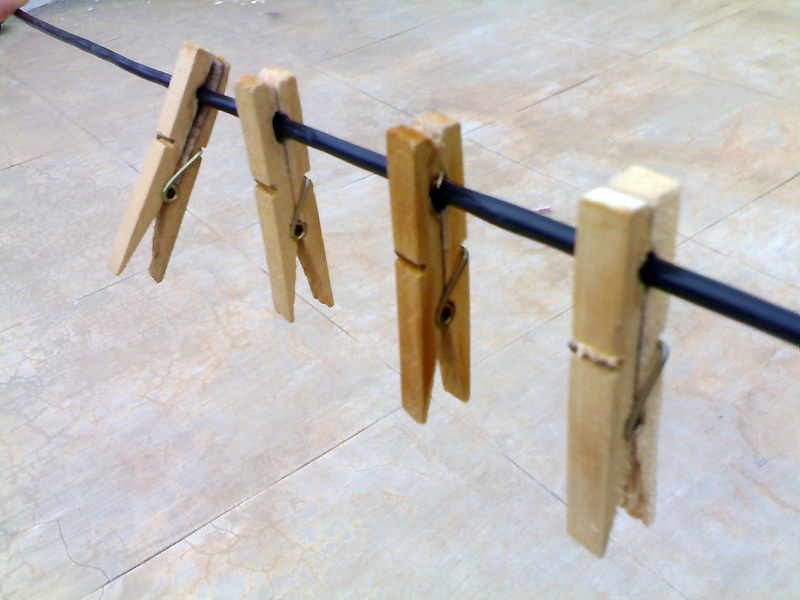 Wooden cloth clips better over plastic ones