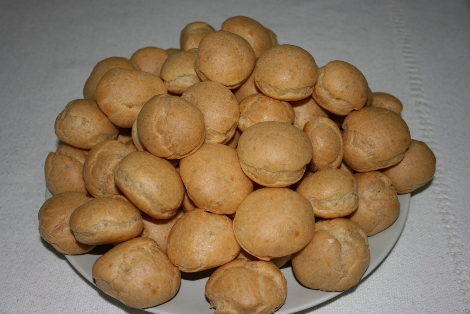 profiterol (image)