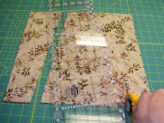 pieceful kwilter: wonky squares tutorial