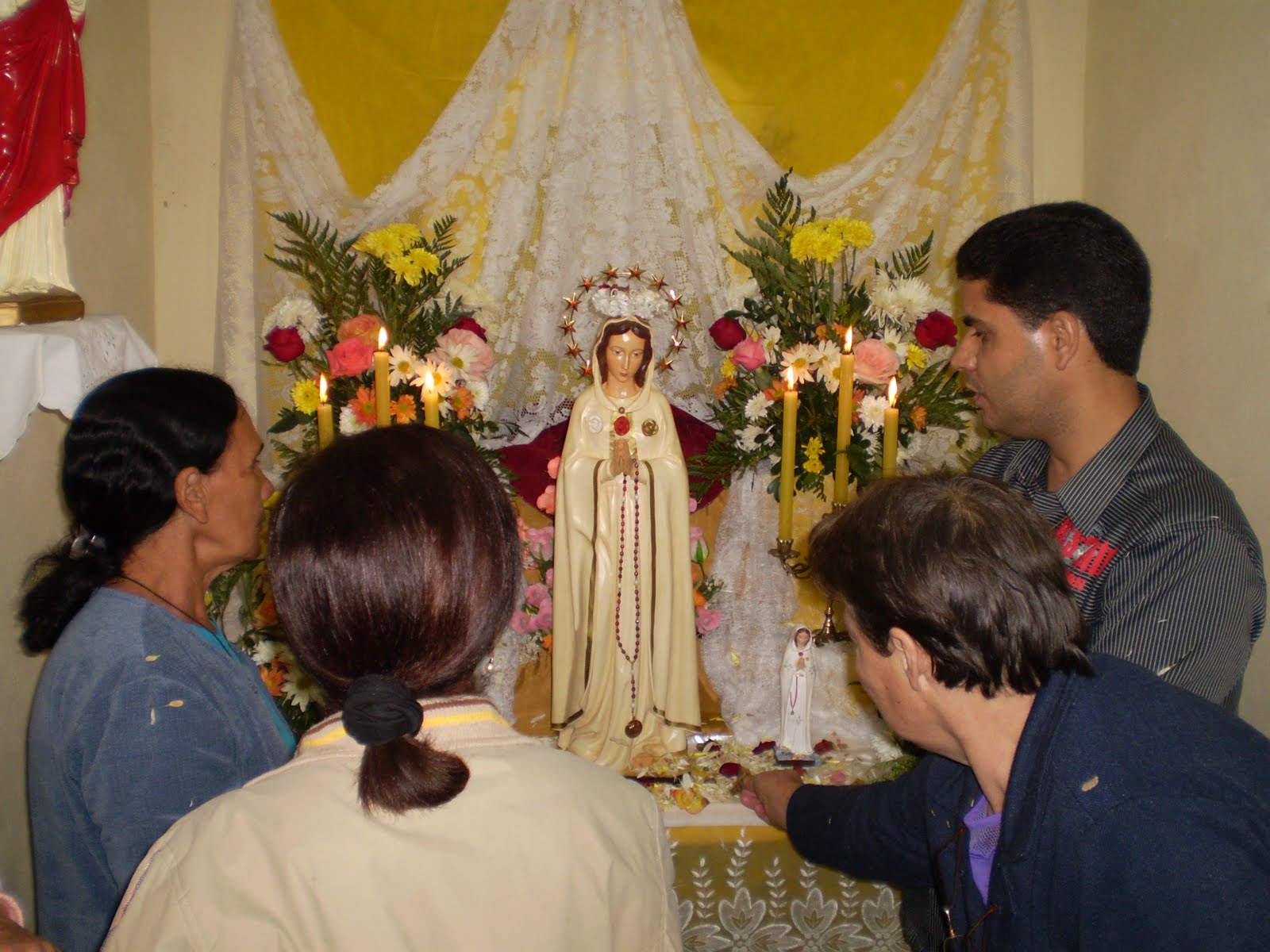 MARIA ROSA MÍSTICA: Maria Rosa Mística no Brasil