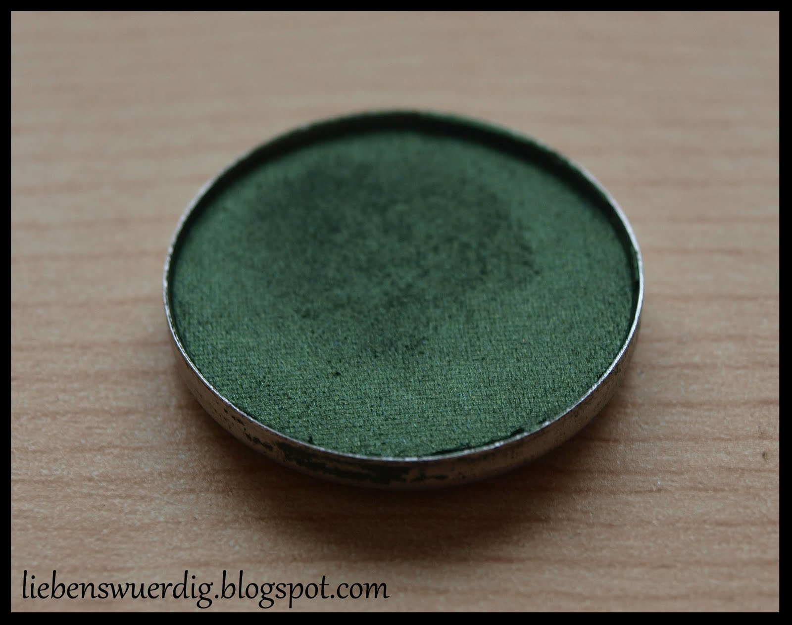 www.liebenswuerdig.com: MAC "Humid" - Swatch