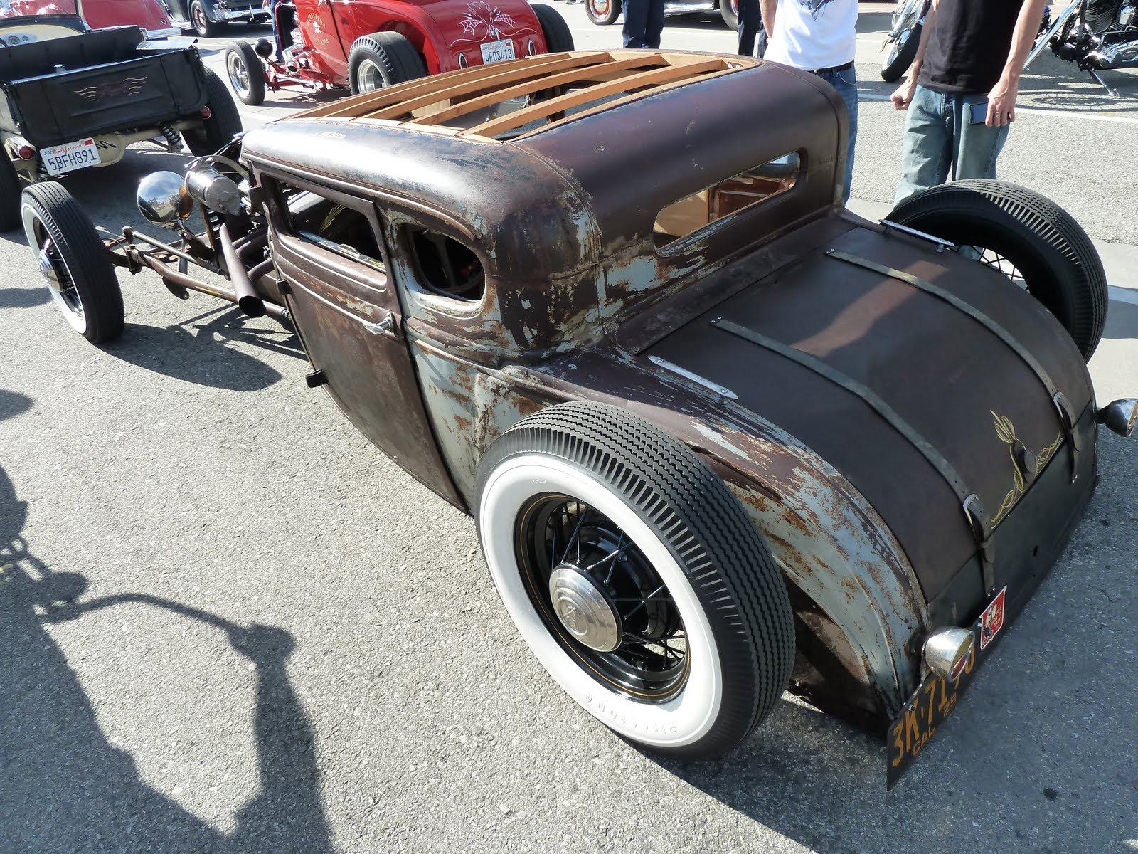 the1939clothier: Moon Eyes Car Show. 2010