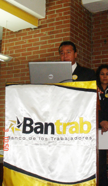2 Razones por las que el logo de Bantrab es inadecuado (y el chapúz que ...
