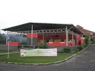 Clean & Green Rest Area Tol Jagorawi Km 45: Pujasera