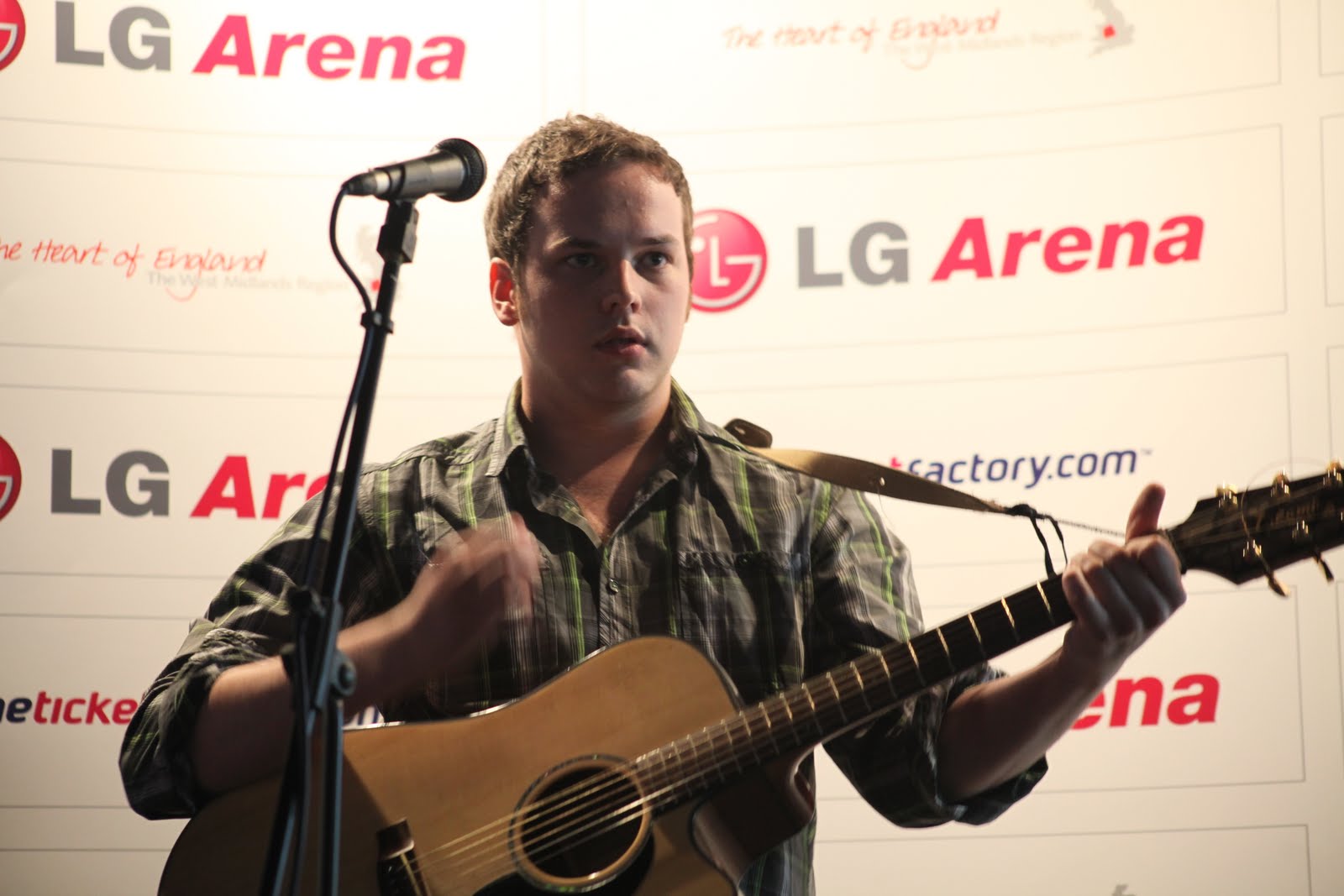 Robert Lane Music : LG Arena, Mark Knopfler and John Mayer