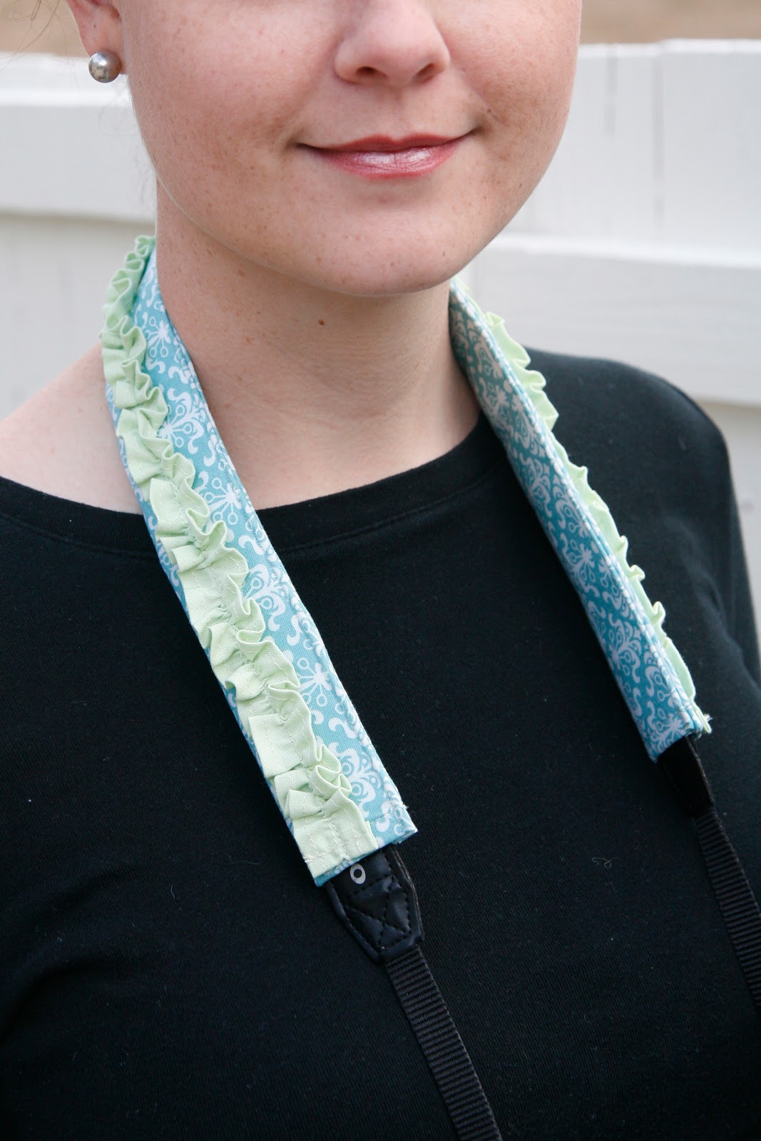 Snapshots of Life: Sew Easy Ruffled Camera Strap Tutorial