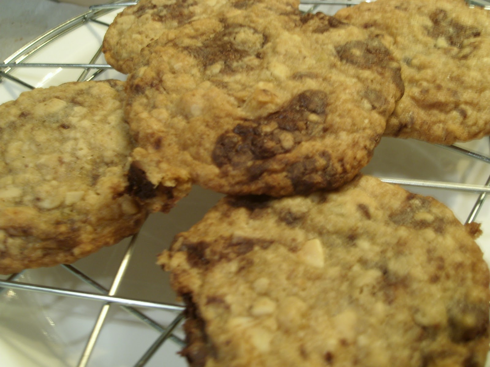 DMD's Goldy Bear Culinary Mysteries Fan Club: Diane Mott Davidson's ...