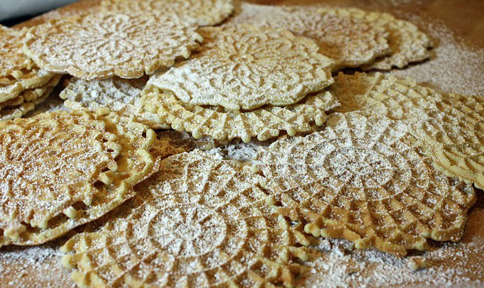 fudge ripple: pizzelle