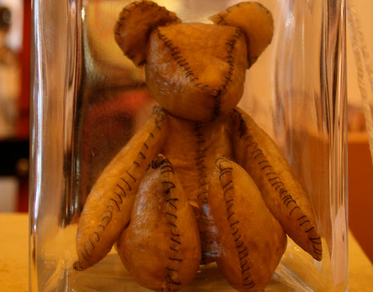Kitchen and Residential Design: Oh look, an adorable and homemade teddy ...