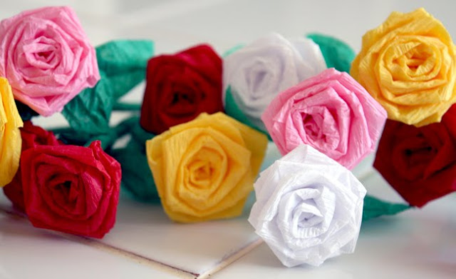 Mini Roses from Crepe paper streamers - Filth wizardry - Artsy Craftsy Mom