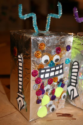 Filth Wizardry: Aluminium foil robots