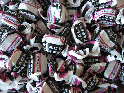 Magpie & Mockingbird