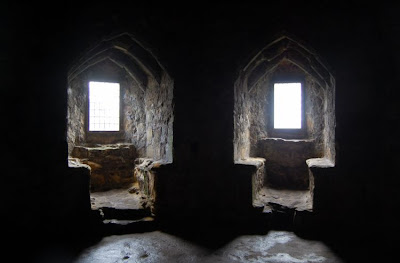 Scotland for the Senses: Dirleton Castle: Romantic clutter at its best