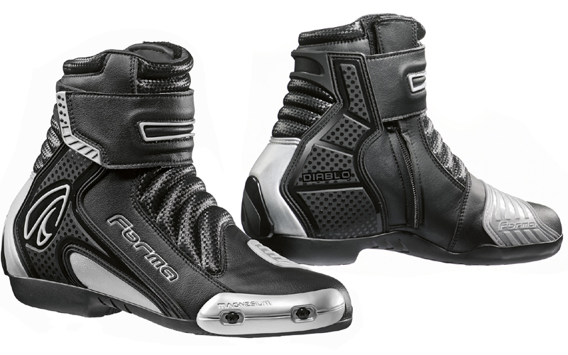 Biker Accessories: Forma Diablo Boots