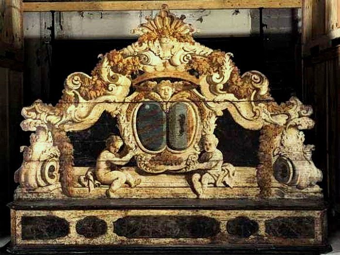 The essence of frenchness: L'art de la Grisaille