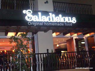 Mich Café: Saladicious? Delicious!