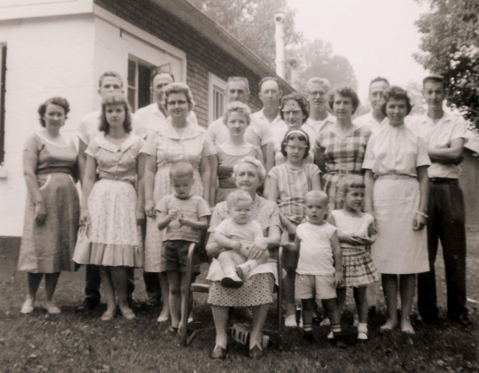 Jill's Frills: Granny Hutton's family