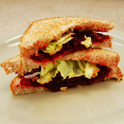 bk: Beetroot sandwich