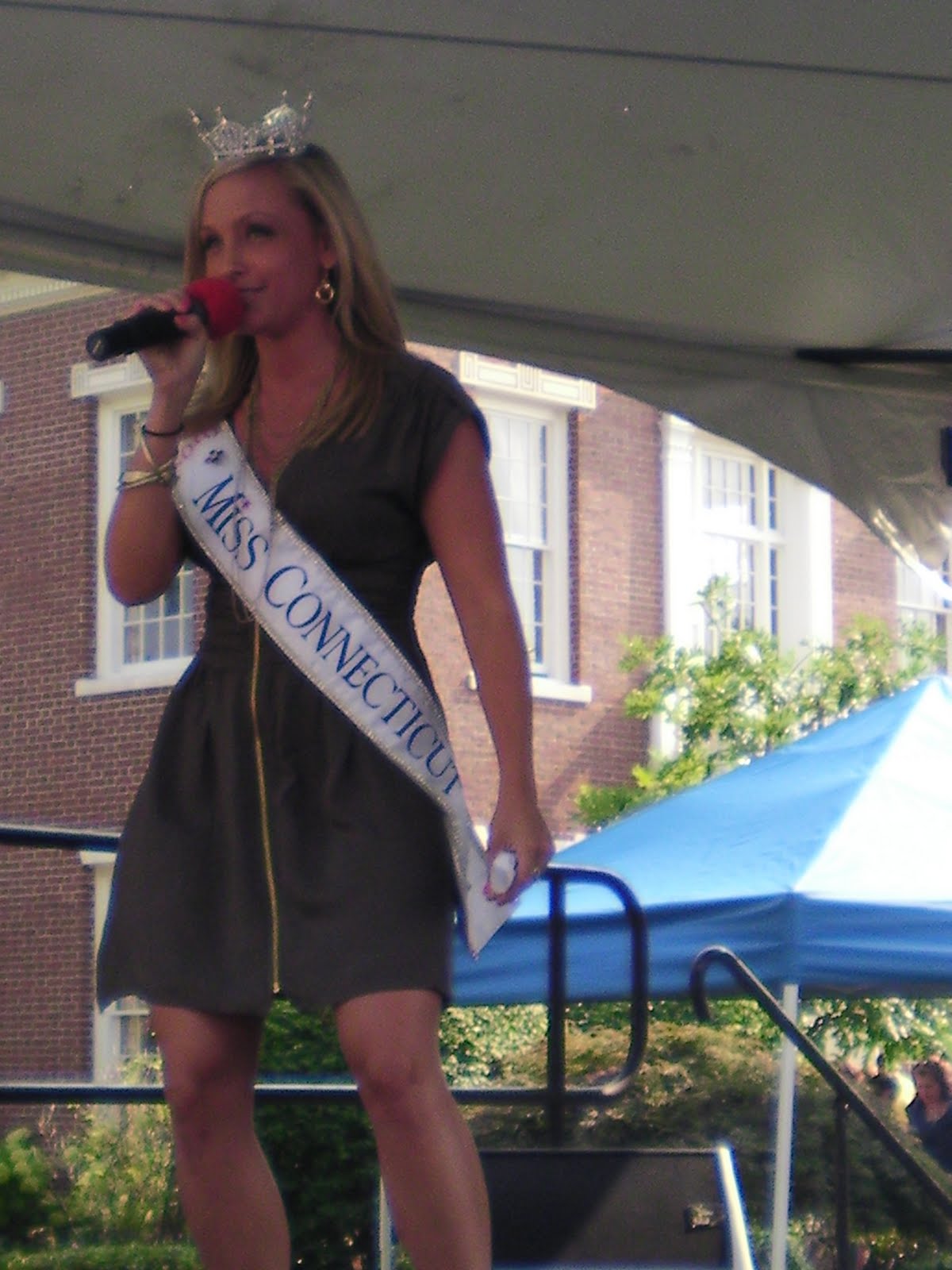 MissCT2010 Brittany Decker: Connecticut Day at the Big E!