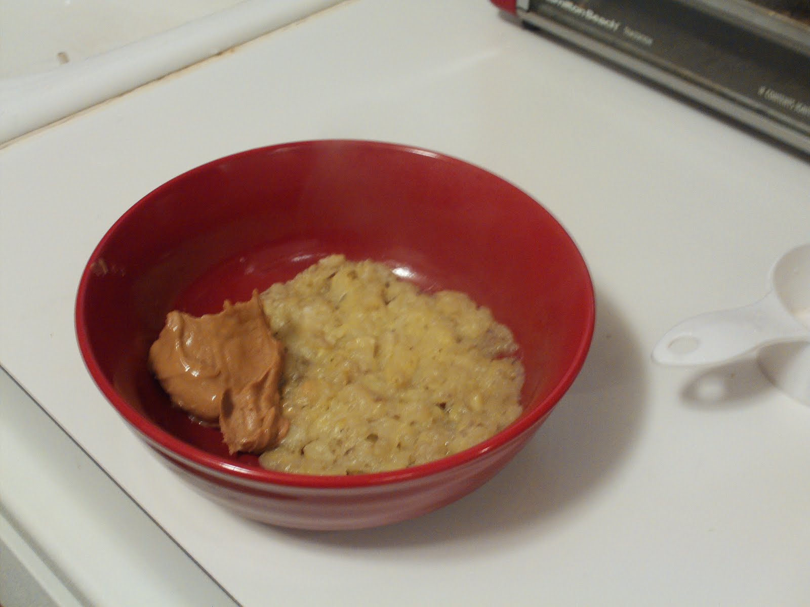 Munching Madness!: Macaroni Monday!