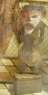 KathieB's Minis: African Shadow Box