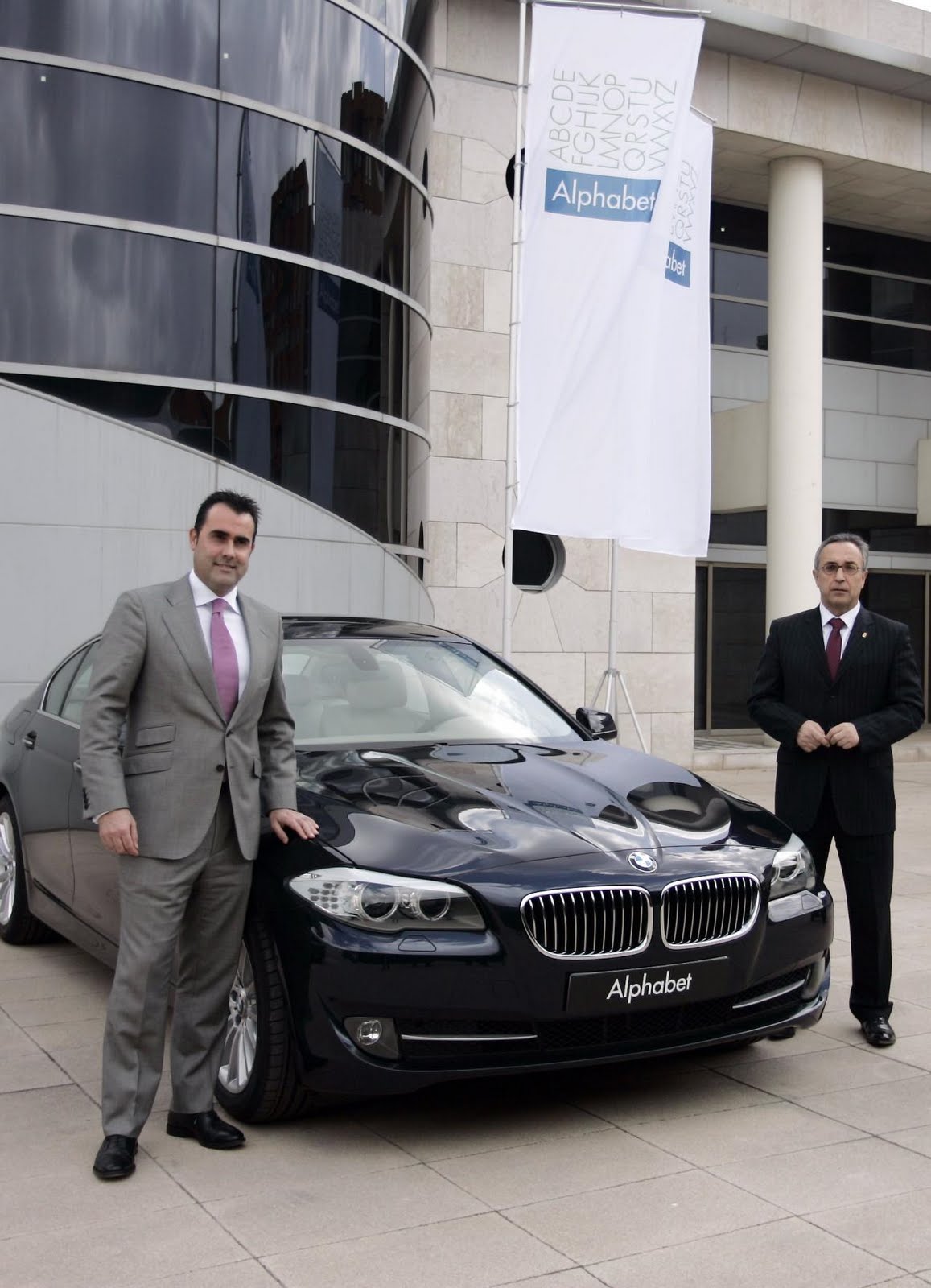 Revista Coche: BMW Alphabet Fleet Services colaborará con sus coches ...
