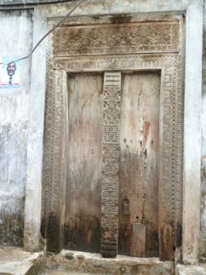 Scatterlings of Africa: The doors of Zanzibar