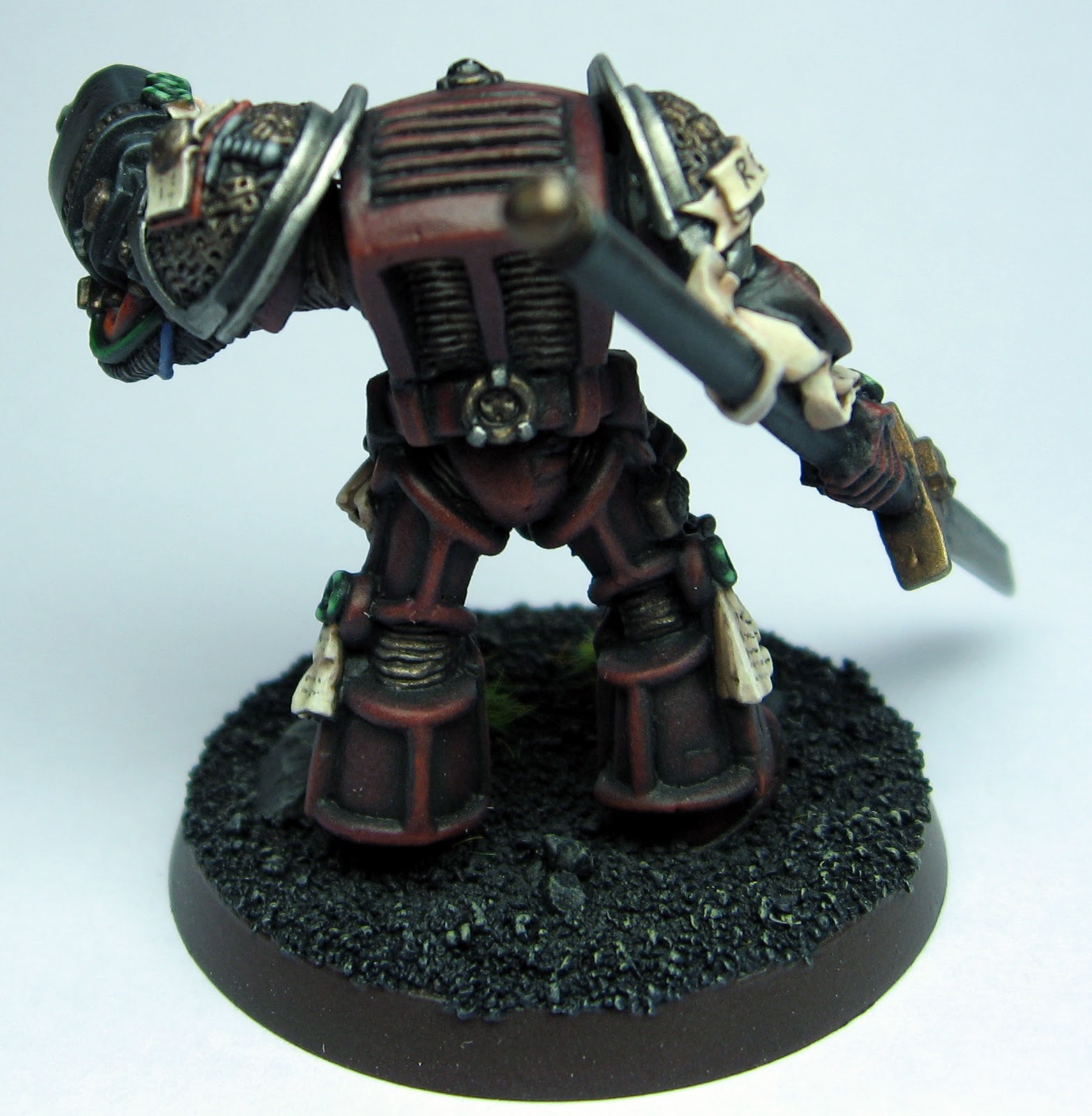 Burned Brush: Inquisitor in terminator armour - final pics and CMON link
