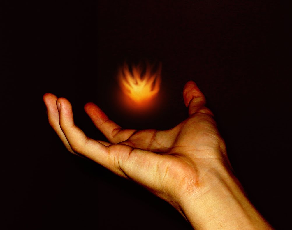 The Gamer Zone: Photoshop:Fireball!!