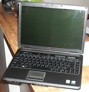 EVERYTHING RELATED TO COMPUTERS: Dell OLD LAPTOP