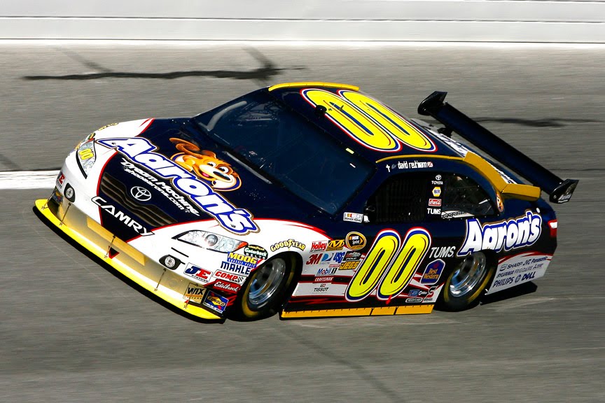 MWR NEWS: David Reutimann Darlington Preview