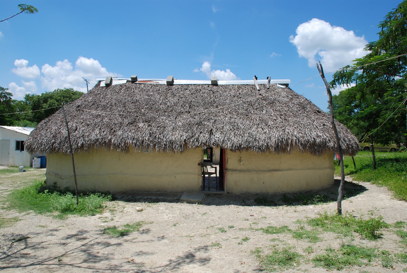 Antiguo Morelos, Tam.: CASA DE PALMA Y ADOBE EN RANCHO SAN JOSE