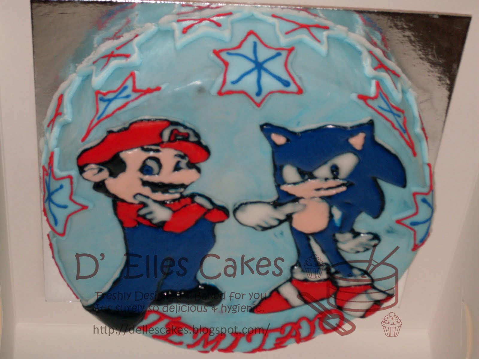 D' ELLES CAKES - Dellescakes: MARIO & SONIC CAKE