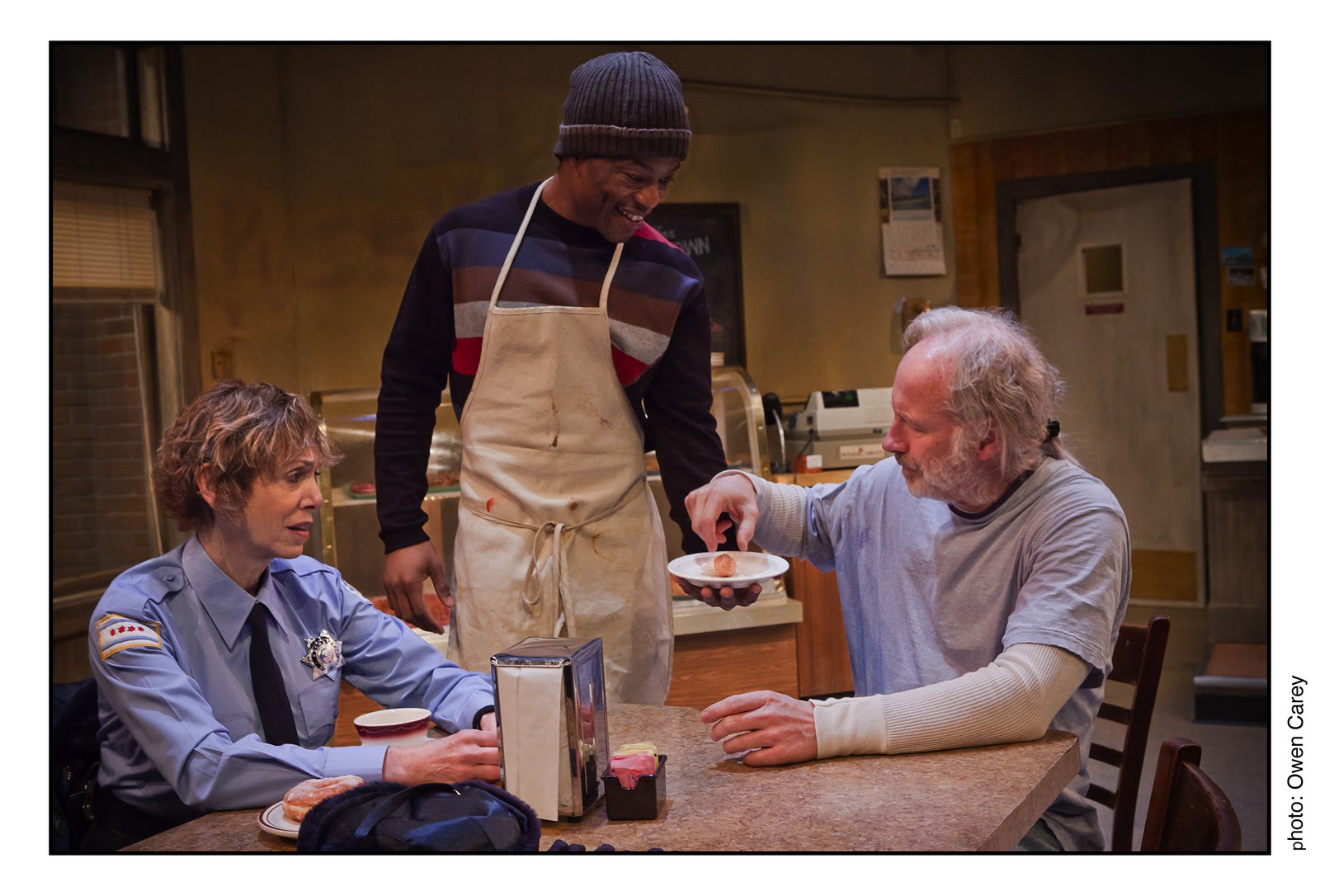 arts dispatch: Theater review: "Superior Donuts" is not a sitcom snack