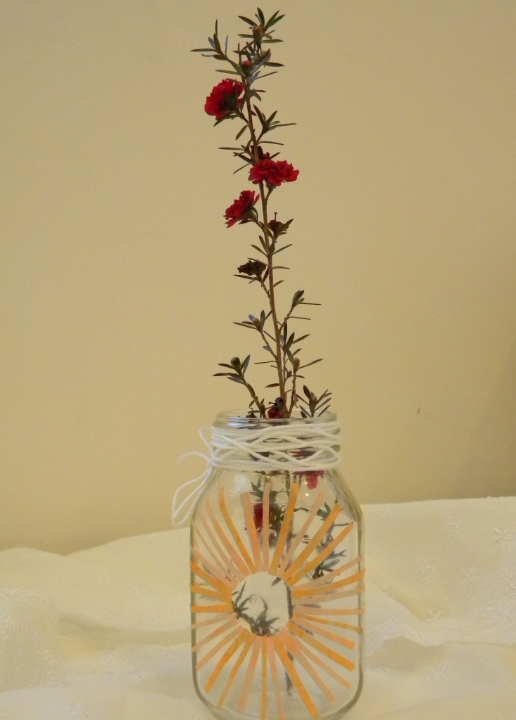 homework: Upcycling: decoupage vases