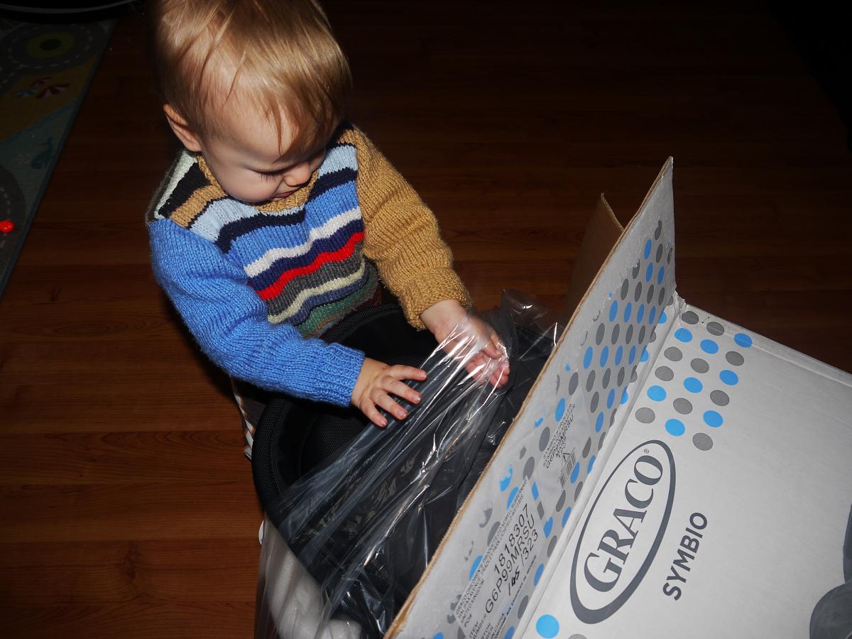 Inside the Wendy House: When the Graco Symbio arrived....in pictures!