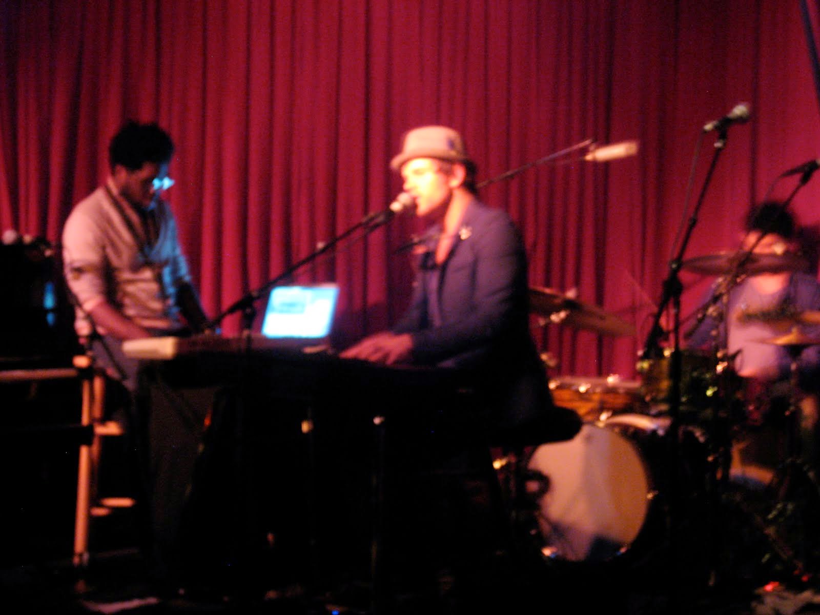 Mary's Musicology - A place to find new music: Andy Davis